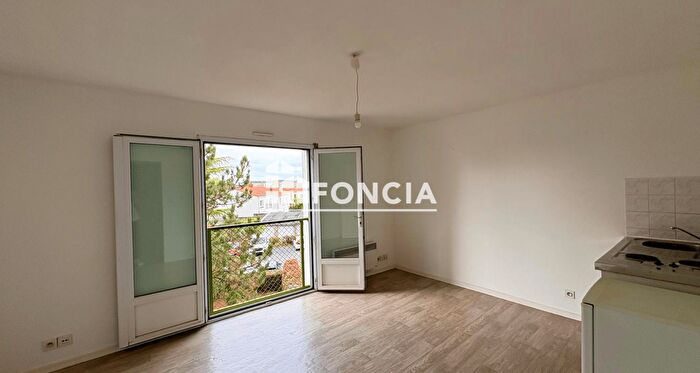 Appartement 1 pièce à vendre - La Roche-sur-Yon, Pentagone, Pont-Morineau