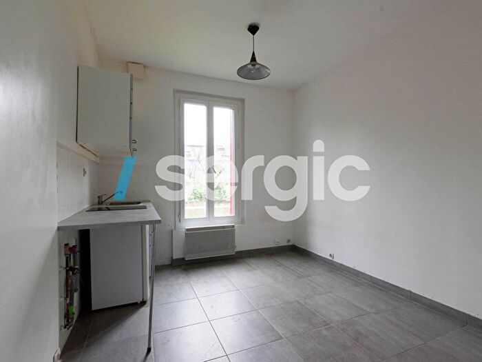Appartement 1 pièce à Corbeil-Essonnes, Centre-ville, à vendre