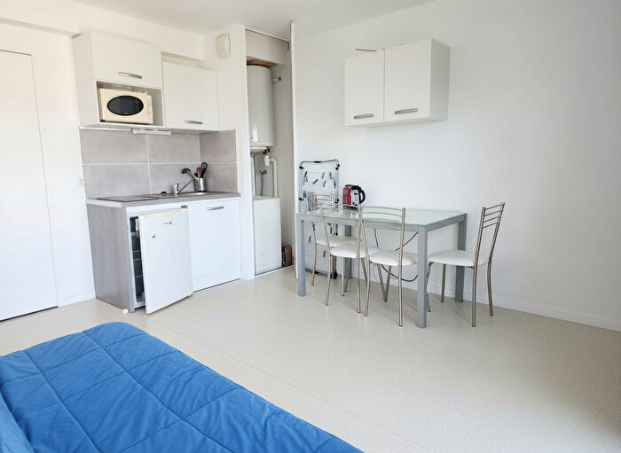 Saint-Nazaire, Saint-Marc : Appartement 1 pièce à louer