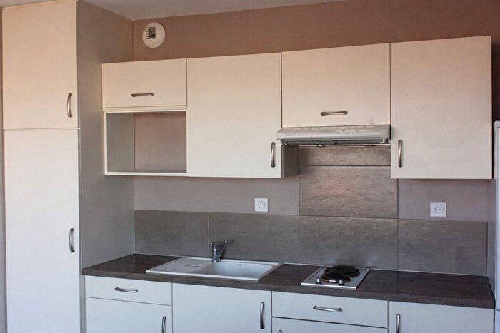 Appartement à louer - Anatole France-Mayral, Narbonne - 2 pièces - 1 chambre