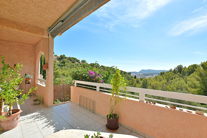 Appartement à vendre - Toulon, Valbourdin - 3 pièces - 2 chambres