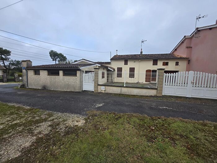 Maison à vendre - Cartelègue - 6 pièces - 3 chambres