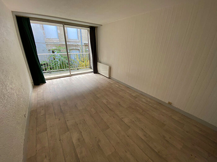 Appartement à louer - Poitiers, Saint-Eloi, Breuil, Mingot - 1 pièce