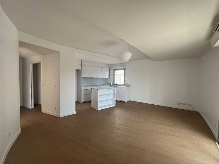 Appartement à louer - Castelnau-Centre Ville, Castelnau-le-Lez - 2 pièces - 1 chambre