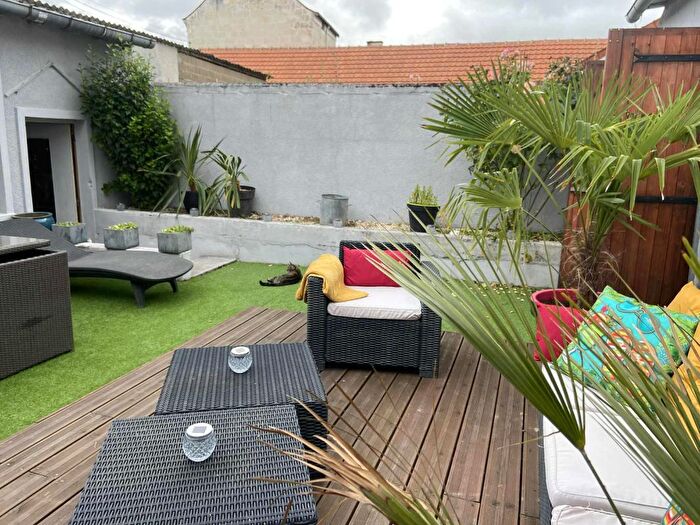Châtellerault, Centre-ville - Maison 3 pièces à vendre