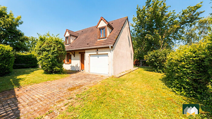 Maison 5 pièces à Champhol, à vendre