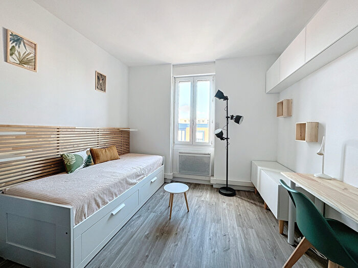 Toulouse, Saint-Michel : Appartement 1 pièce à louer