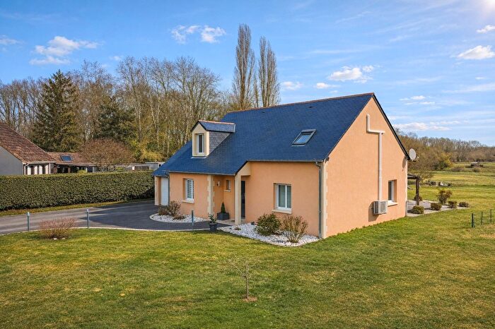 Maison à vendre - Savigné-lévêque - 6 pièces - 4 chambres