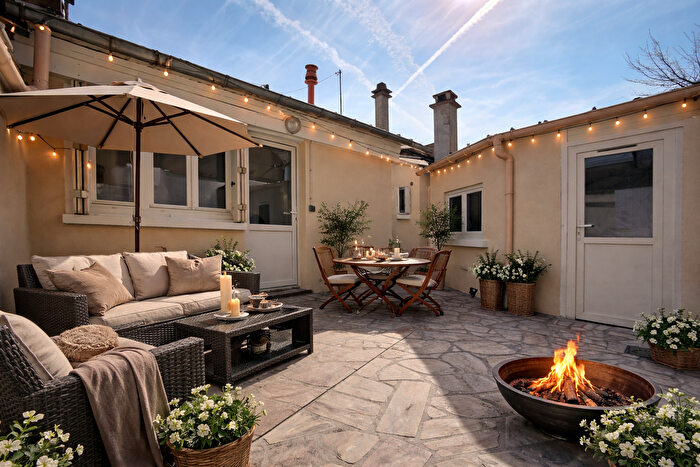 Maison à vendre - Mantes-la-Jolie, Centre-ville - 3 pièces - 2 chambres