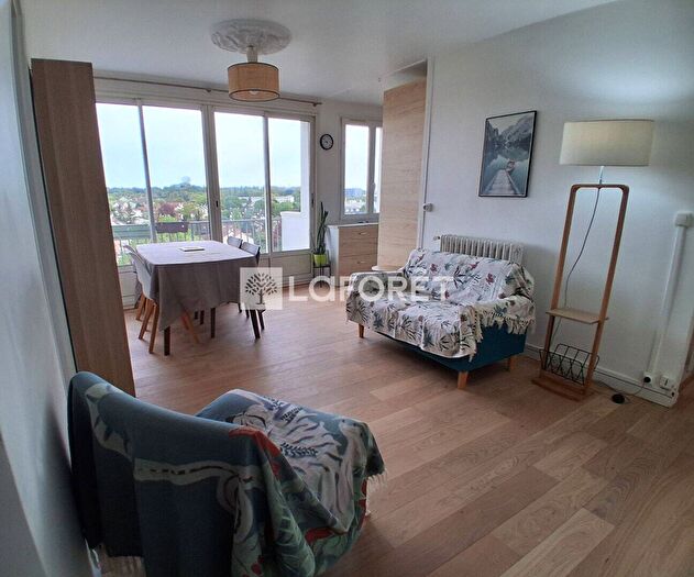 Appartement 4 pièces à louer à Centre Ville, Vitry-sur-Seine