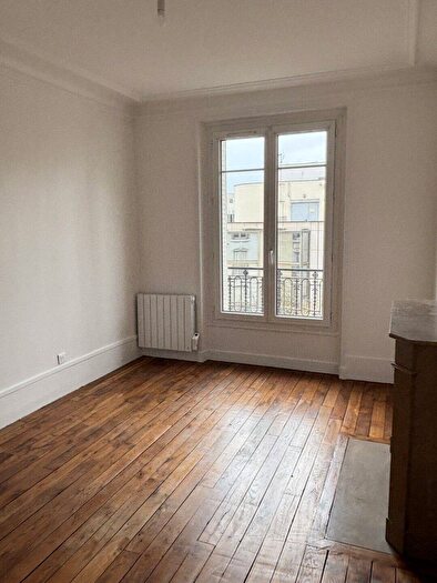Appartement à louer - Hôtel de Ville, Courbevoie - 3 pièces - 2 chambres