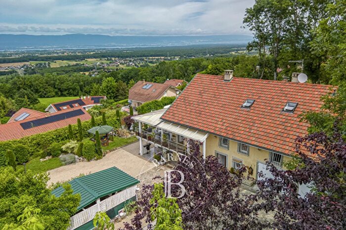 Maison à vendre - Cranves-Sales - 8 pièces - 4 chambres