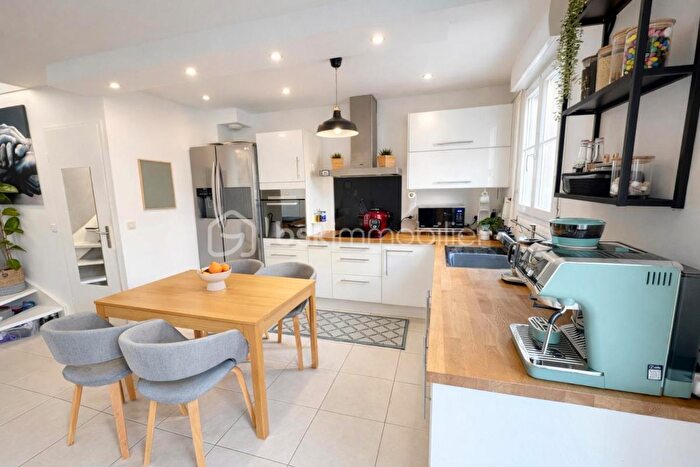 Appartement à vendre - Gretz-Armainvilliers - 4 pièces - 3 chambres