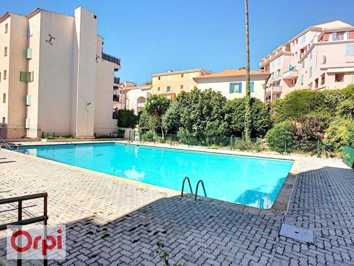 Appartement 1 pièce à louer à Centre, Vallauris