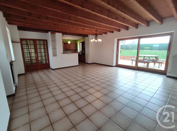 Maison à louer - Plessé - 7 pièces - 5 chambres