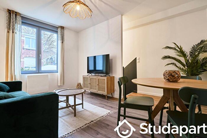 Appartement 1 pièce à Wazemmes, Lille, à louer