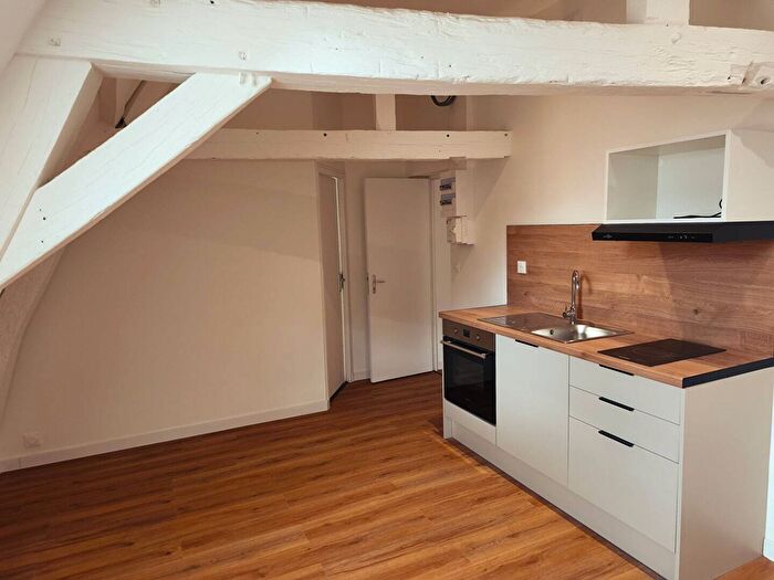 Appartement 2 pièces à louer - Centre-Neuf Bourg-Quesnoy-Delsaux-Musée-Cannoniers-Gare, Valenciennes