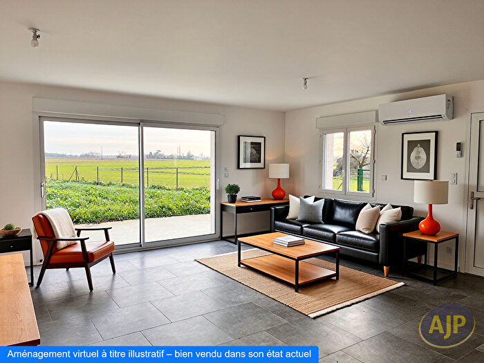 Maison à louer - Soulignonne - 5 pièces - 4 chambres