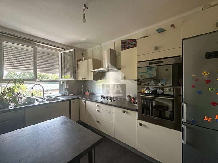 Maison 9 pièces à Châteauroux, Beaulieu, La Bourie, La Pointerie, Notz, à vendre