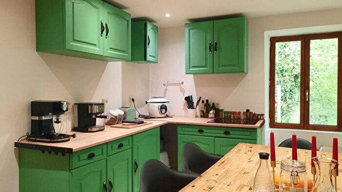 Maison à louer - Cevins - 3 pièces - 1 chambre