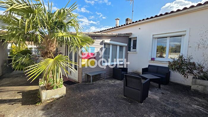 Maison à vendre - Surgères - 3 pièces - 2 chambres