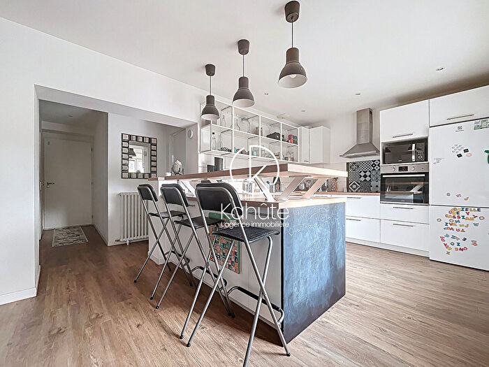 Maison à vendre - Saint-Romain-au-Mont-dOr - 6 pièces - 5 chambres