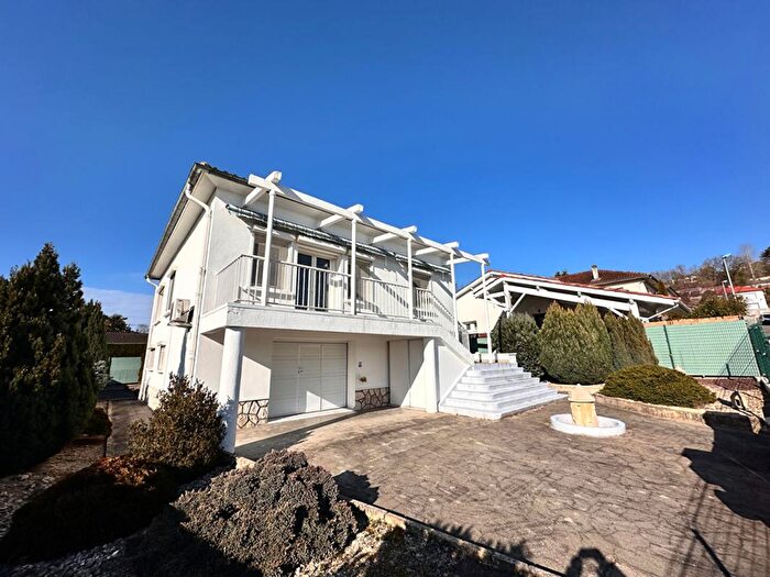 Bon-Encontre : Maison 5 pièces à vendre