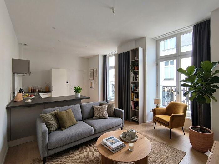 Appartement à louer - Nantes, Saint-Clément, Jardin des plantes, Caserne Lamoricière - 4 pièces - 2 chambres