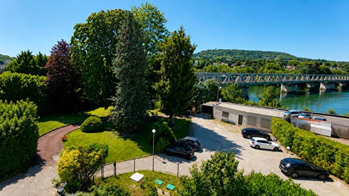 Caluire-et-Cuire, Le Vernay : Appartement 4 pièces à vendre