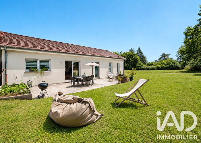 Maison 4 pièces à vendre à Delme