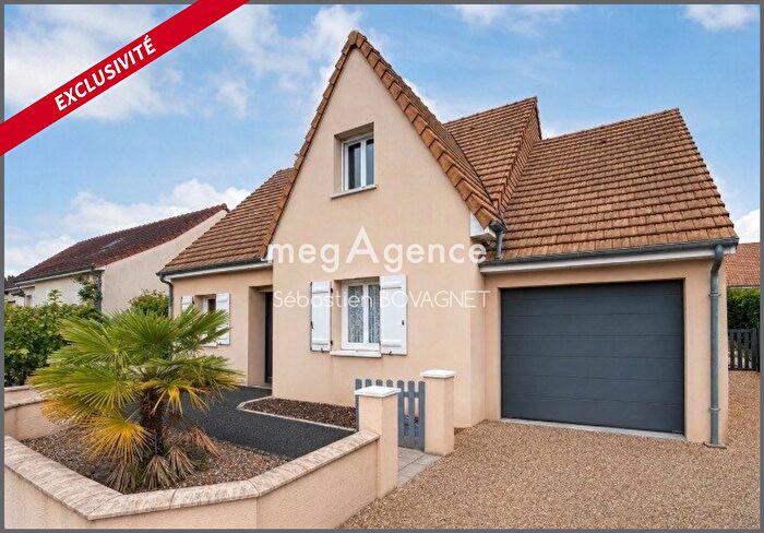 Maison 6 pièces à Écommoy, à vendre