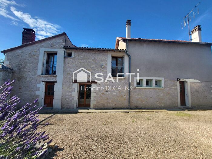 Richelieu : Maison 7 pièces à vendre