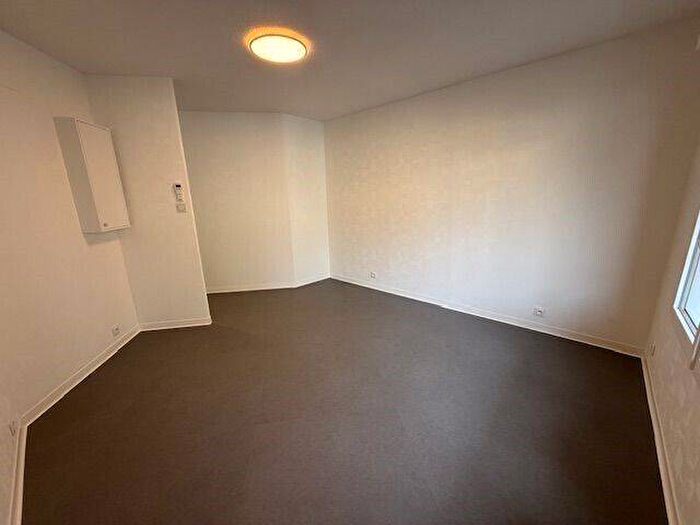 Appartement à louer - Bourg Neuf, Mont-de-Marsan - 1 pièce