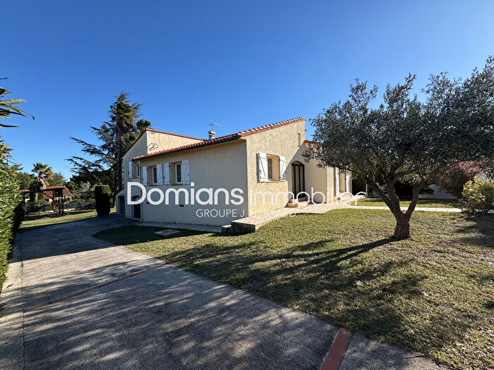 Maison à vendre - Llupia - 5 pièces - 4 chambres