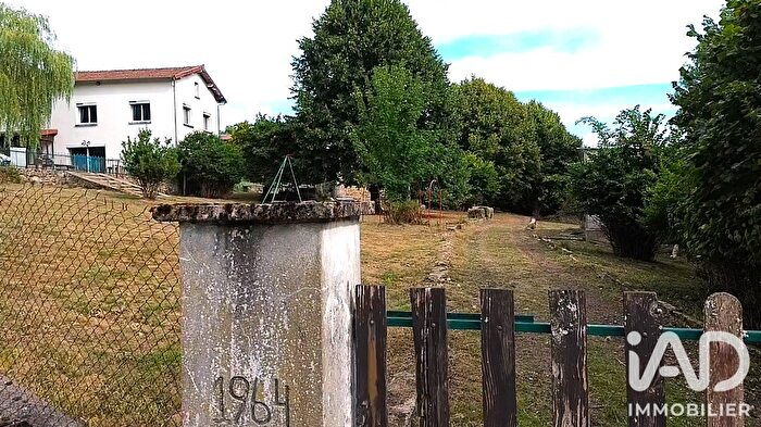 Condat-lès-Montboissier : Maison 7 pièces à vendre