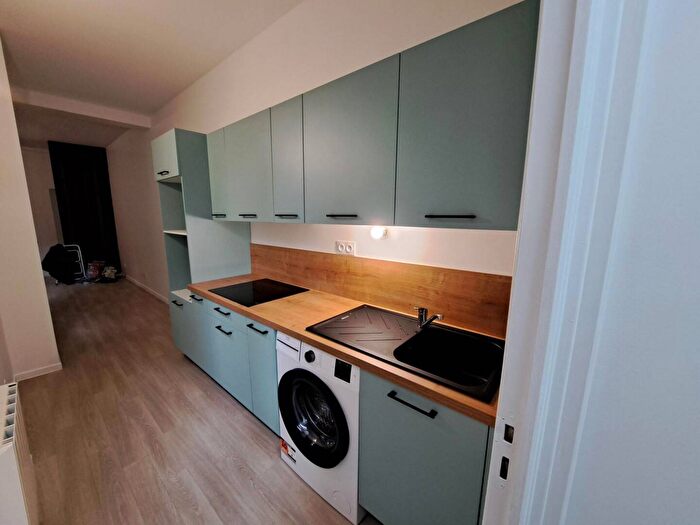 Appartement à louer - Reims - 2 pièces - 1 chambre