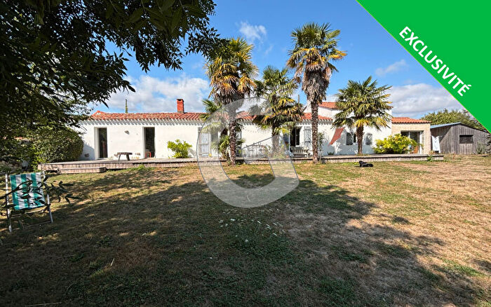 Maison à vendre - Longeville-sur-Mer - 7 pièces - 4 chambres