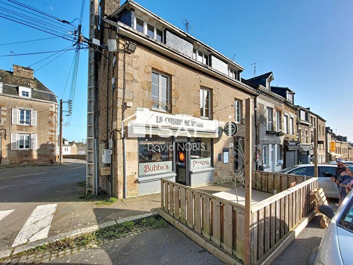 Maison à vendre - Gorron - 8 pièces - 4 chambres