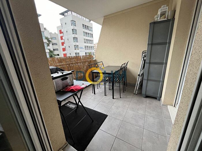 Appartement 3 pièces à Lyon 8ème arrondissement, à louer