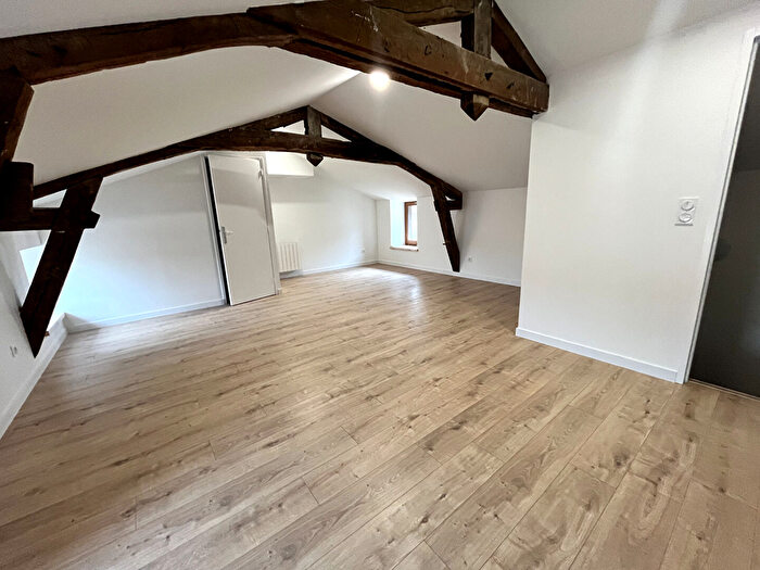 Maison à louer - Chevrières - 5 pièces - 3 chambres