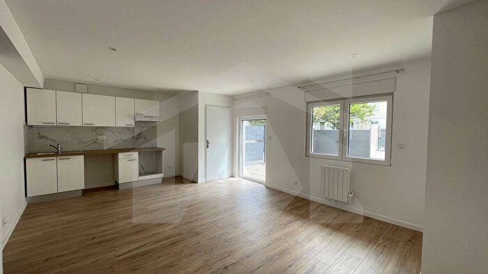 Abry, Grenoble : Appartement 3 pièces à louer