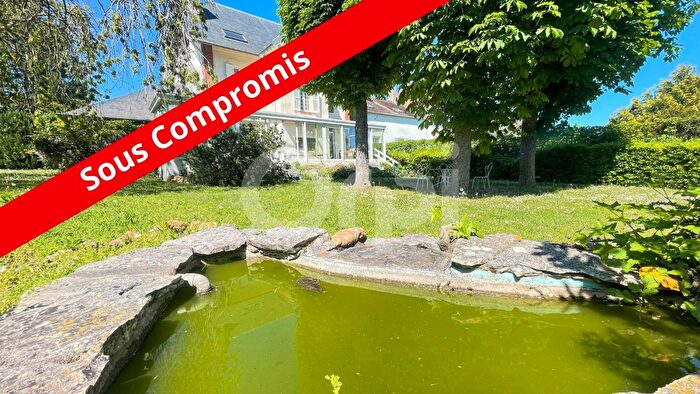 Maison à vendre - Vernouillet - 9 pièces - 5 chambres