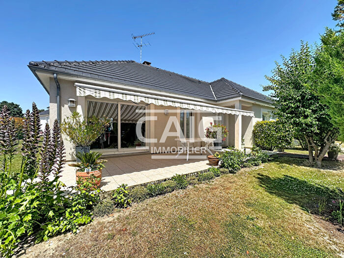 Maison 6 pièces à vendre - Saint-Julien-les-Villas