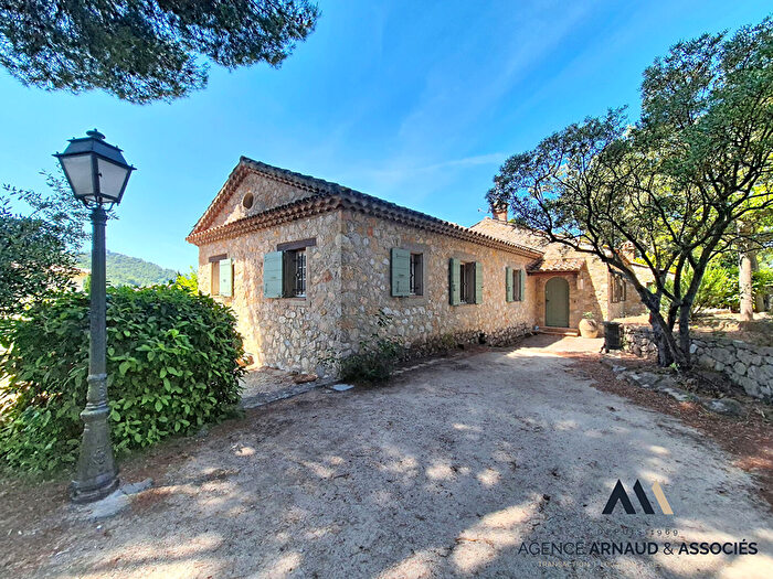 Maison 4 pièces à Le Castellet, à vendre