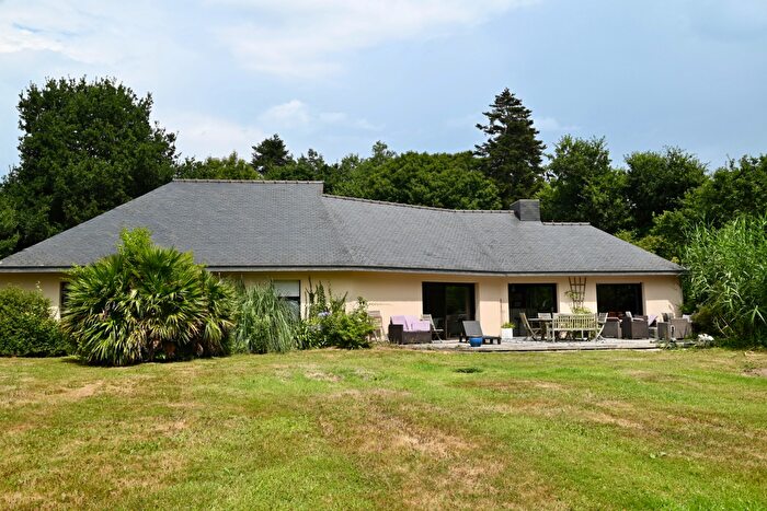 Maison 6 pièces à Tonquédec, à vendre