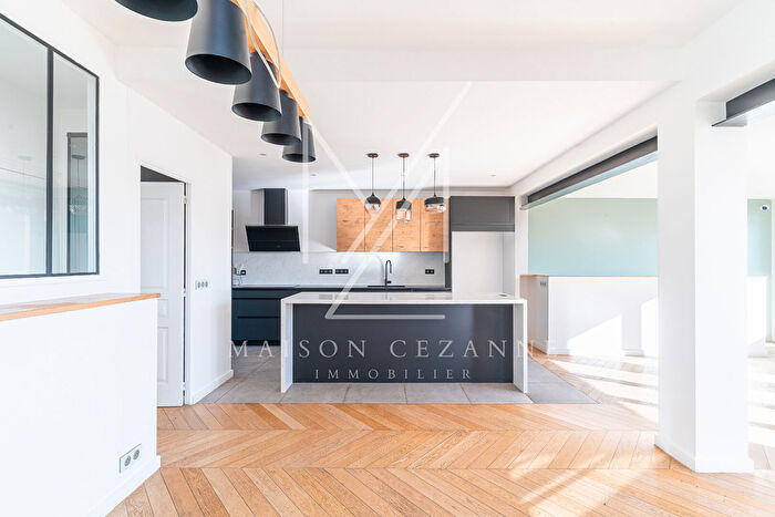 Maison 8 pièces à vendre à Médan