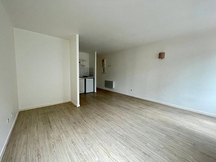 Appartement 1 pièce à Centre Ville-Charles III, Nancy, à louer