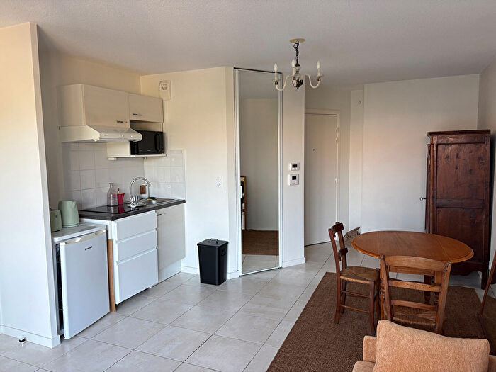Appartement 1 pièce à Talence, Fauvettes, Peylanne, Plume, à louer
