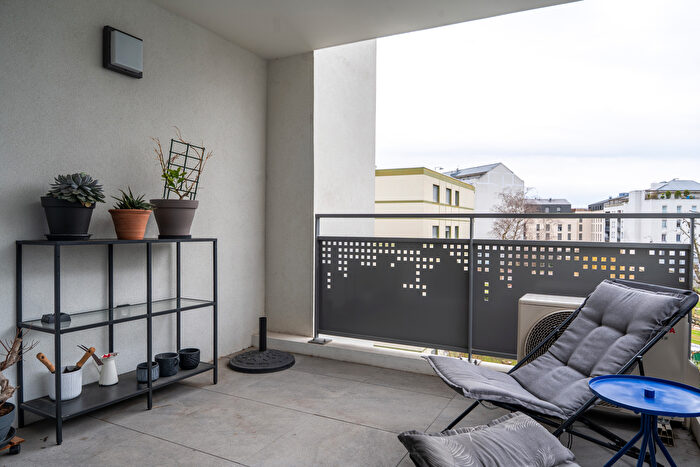 Appartement à vendre - Villeurbanne, Doua - 4 pièces - 3 chambres