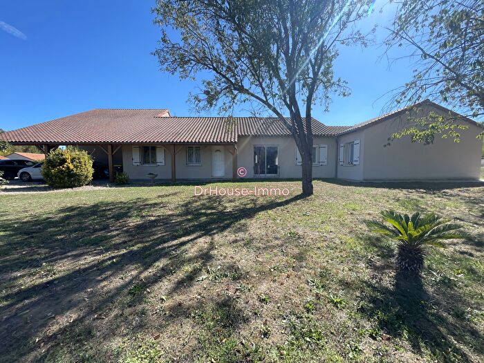 Colombiers - Maison 9 pièces à vendre